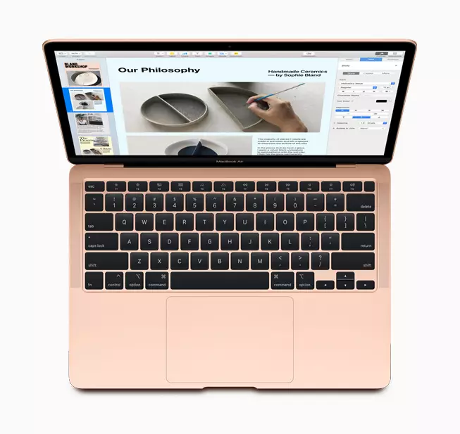 Apple_new-macbook-air-new-magic-клавиатура