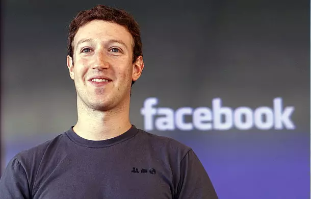 Mark-zuckerberg-book-club-facebook
