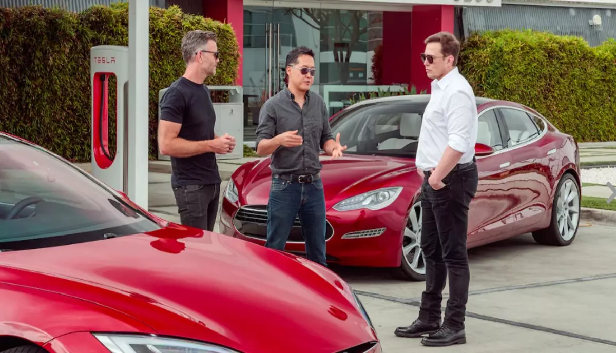 Elon Musk øker det umiddelbare behovet for eksepsjonelle ingeniører