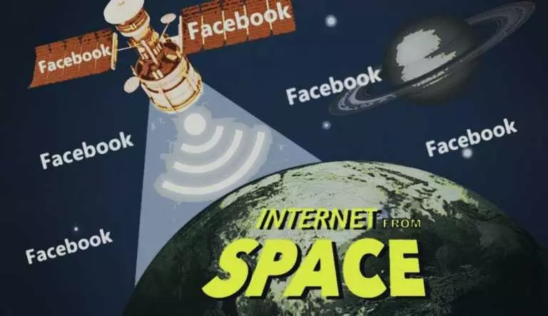 انترنت-من-فضاء-facebook-11