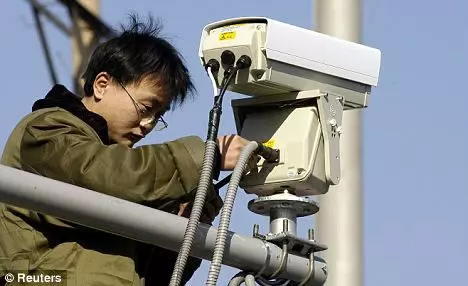 බීජිං 100% ක් ආවරණය වී ඇත්තේ Skynet of Surveillance Camera මගිනි