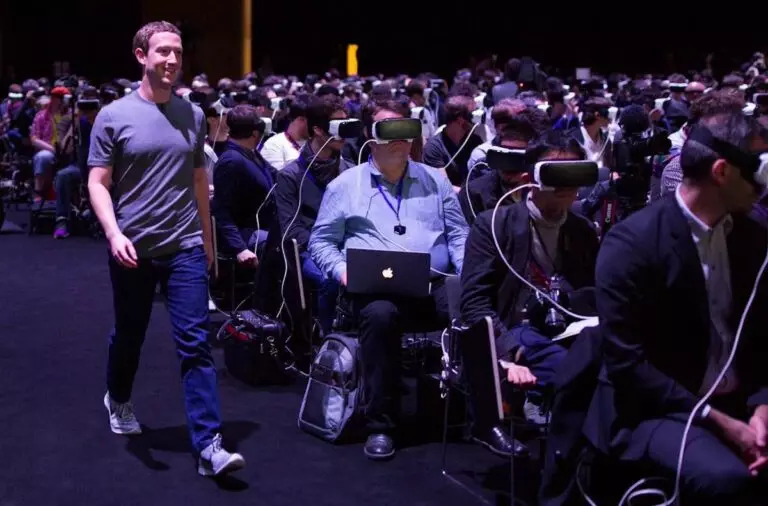 mark zuckerberg oculus