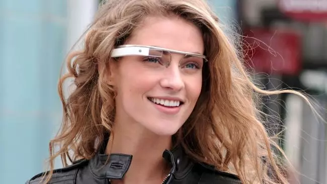 Google Glass Returns From The Dead – edistynyt laitteisto ja uudet ominaisuudet