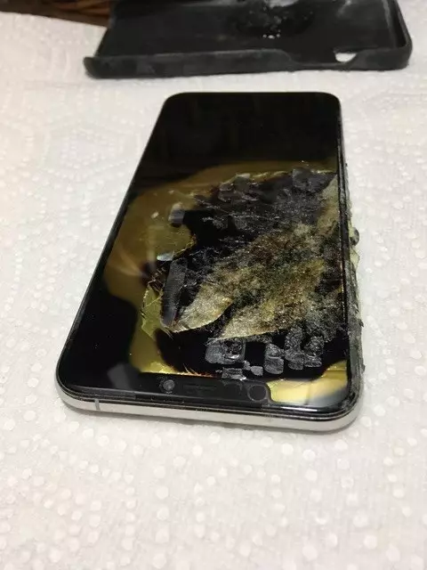 iphone xs ከፍተኛ