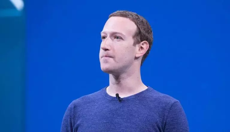 Mark Zuckerberg hack trist