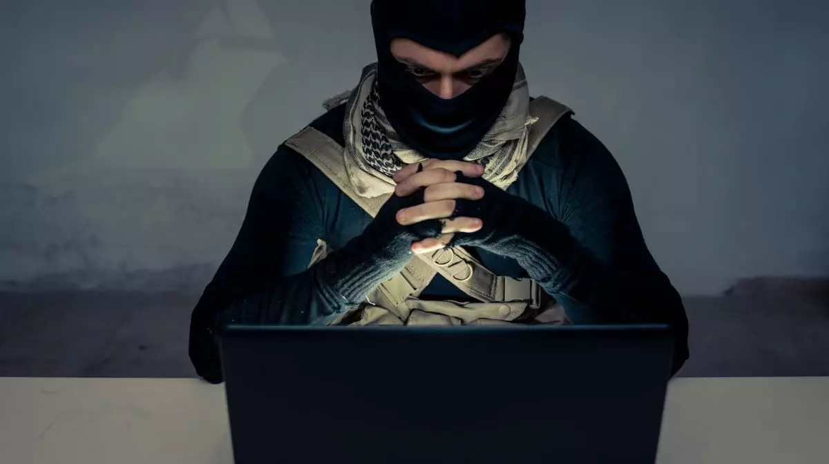 القبض على شاب لإنشاء توزيعة لينوكس "مخصصة" لداعش