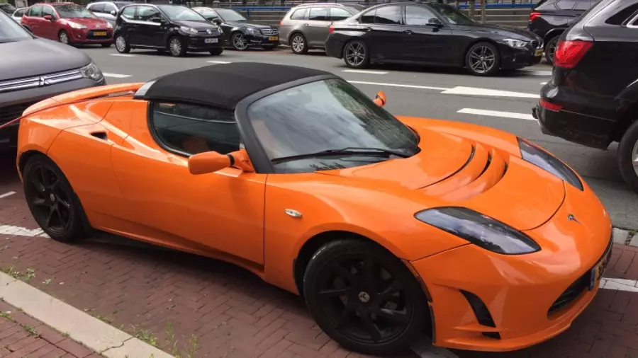 Elektriese motors Vergelyk Eerste Gen Tesla Roadster