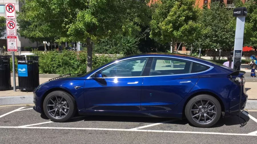 Carros elétricos comparados com Tesla Model 3