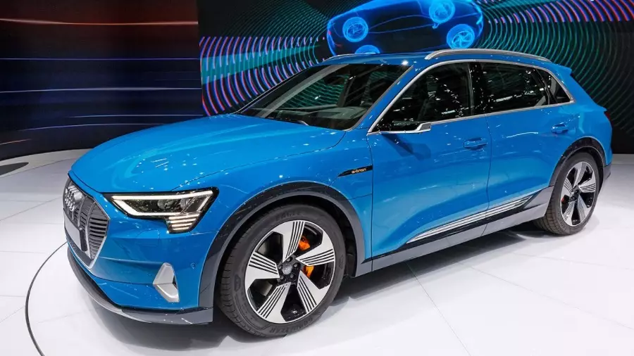 Elektriese motors Vergelyk Audi e-Tron SUV