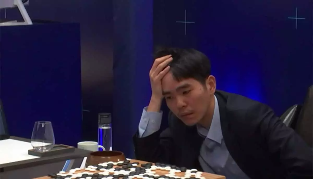Campeão mundial de Go se aposenta depois de perceber que não pode vencer a IA