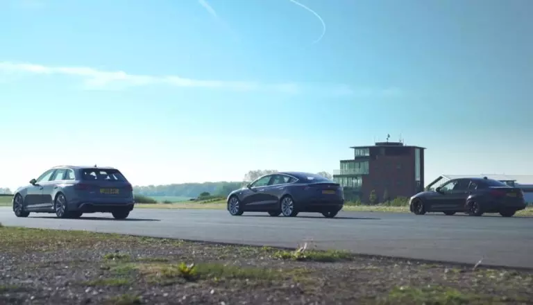 Tesla Model 3 Performanse Drag Race