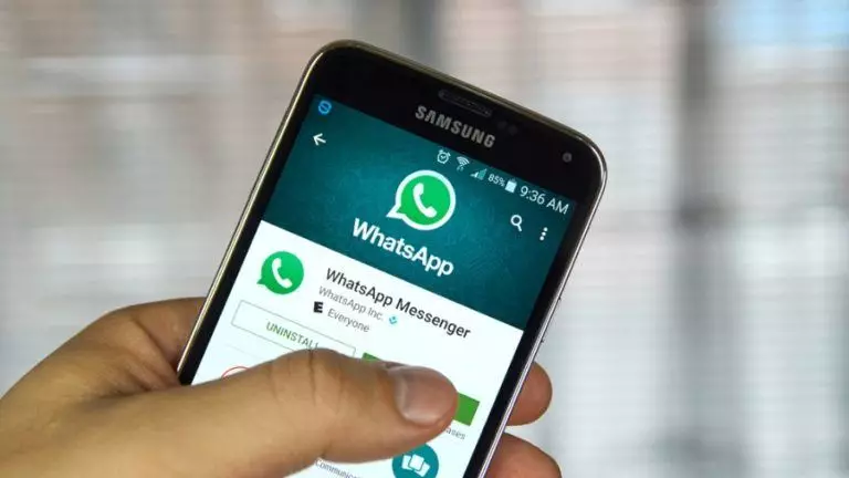 Línia de consells de Whatsapp notícies falses de l'Índia