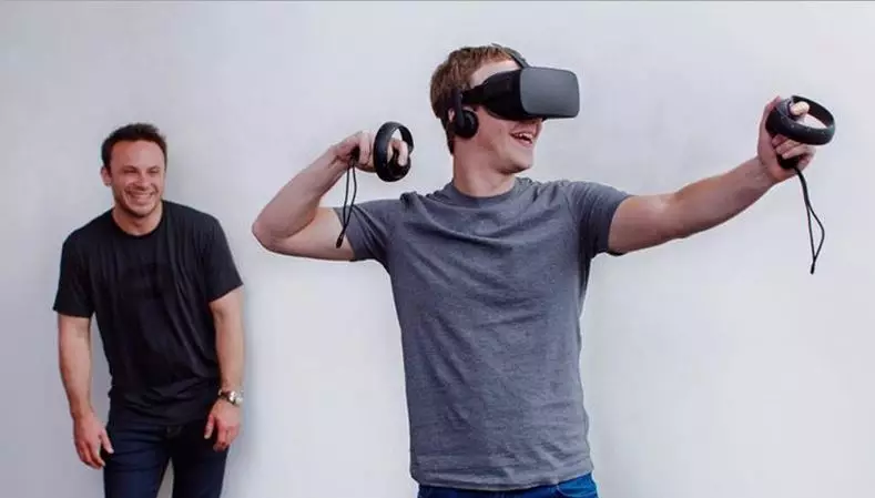 Oculus Rift аввалин версияи истеъмолии худро бо контролери аҷиби сенсорӣ муаррифӣ мекунад