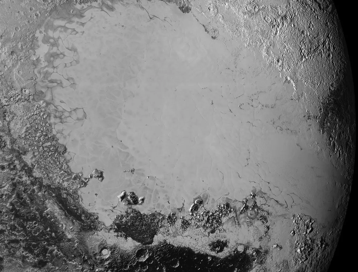 NASA verroden Close-Up Shots vum Pluto