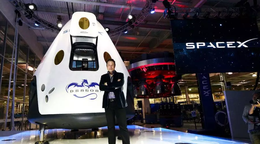 SpaceX plannen wrâldwiid Gigabit-snel ynternet mei 4,425 satelliten